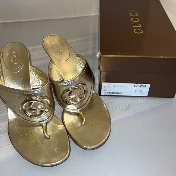 Gucci | Shoes | Gucci Britt Thong Sandal 1 Light Gold | Poshmark